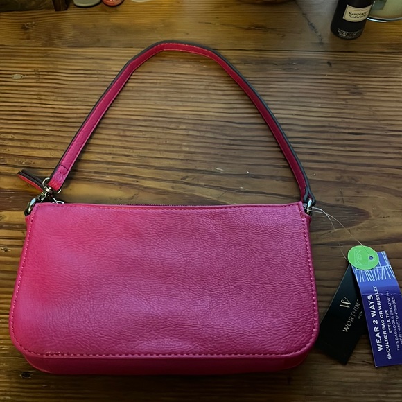 Bags | This Purse Is Not Used And Not Damaged It Can Be Worn 2 ...